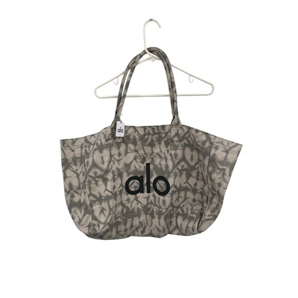 Alo Yoga Bags Nwt Alo Yoga Grey Tie Dye Tote Bag Canvas Poshmark